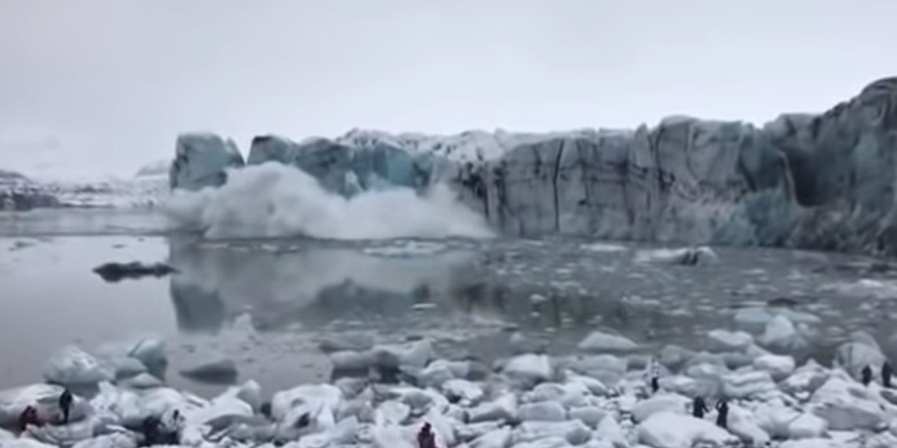 VIDÉO - Islande : un pan de glacier s'effondre et manque de blesser des ...