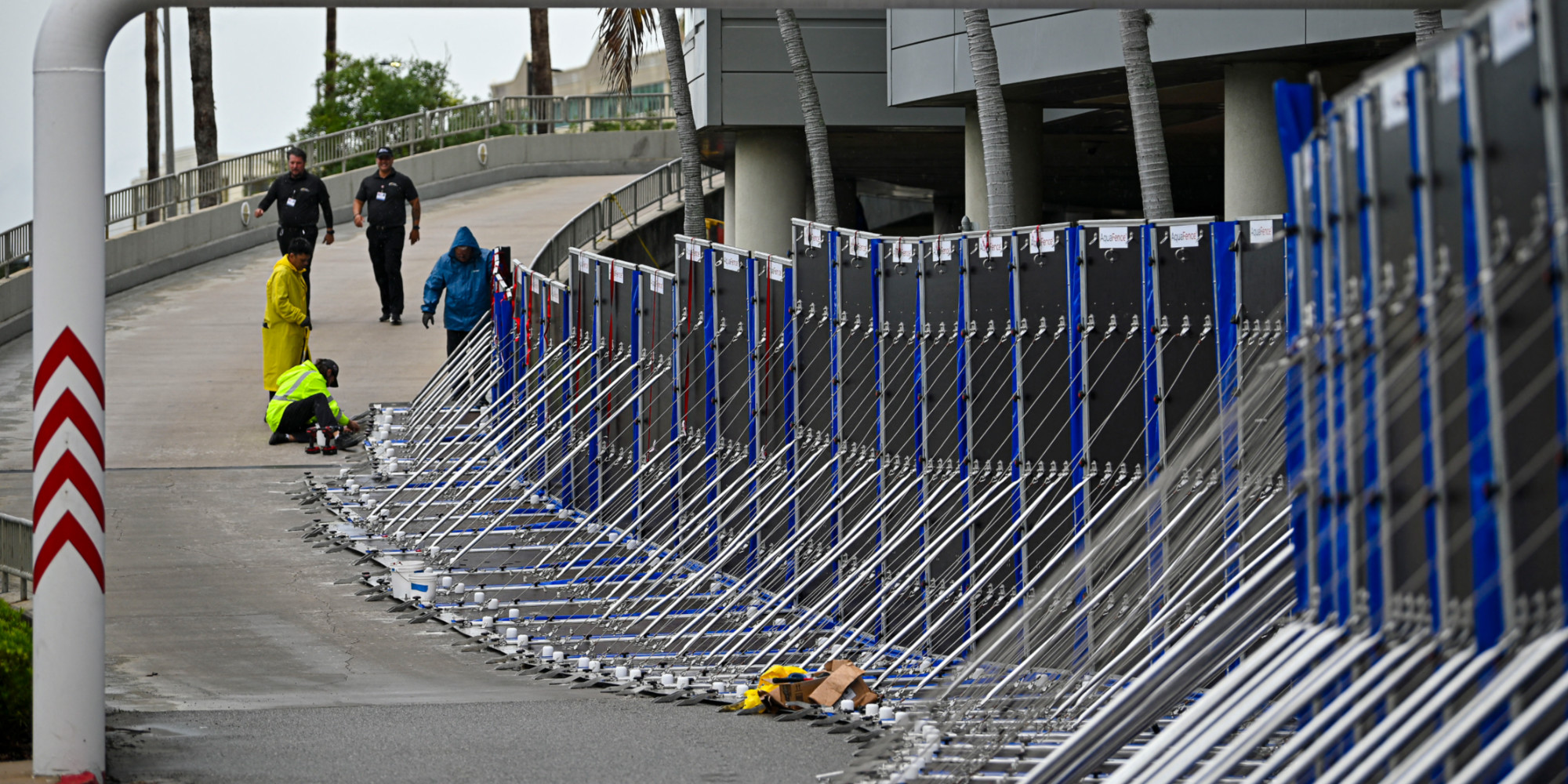 «Vous devez partir maintenant» : évacuations et préparatifs avant l ...