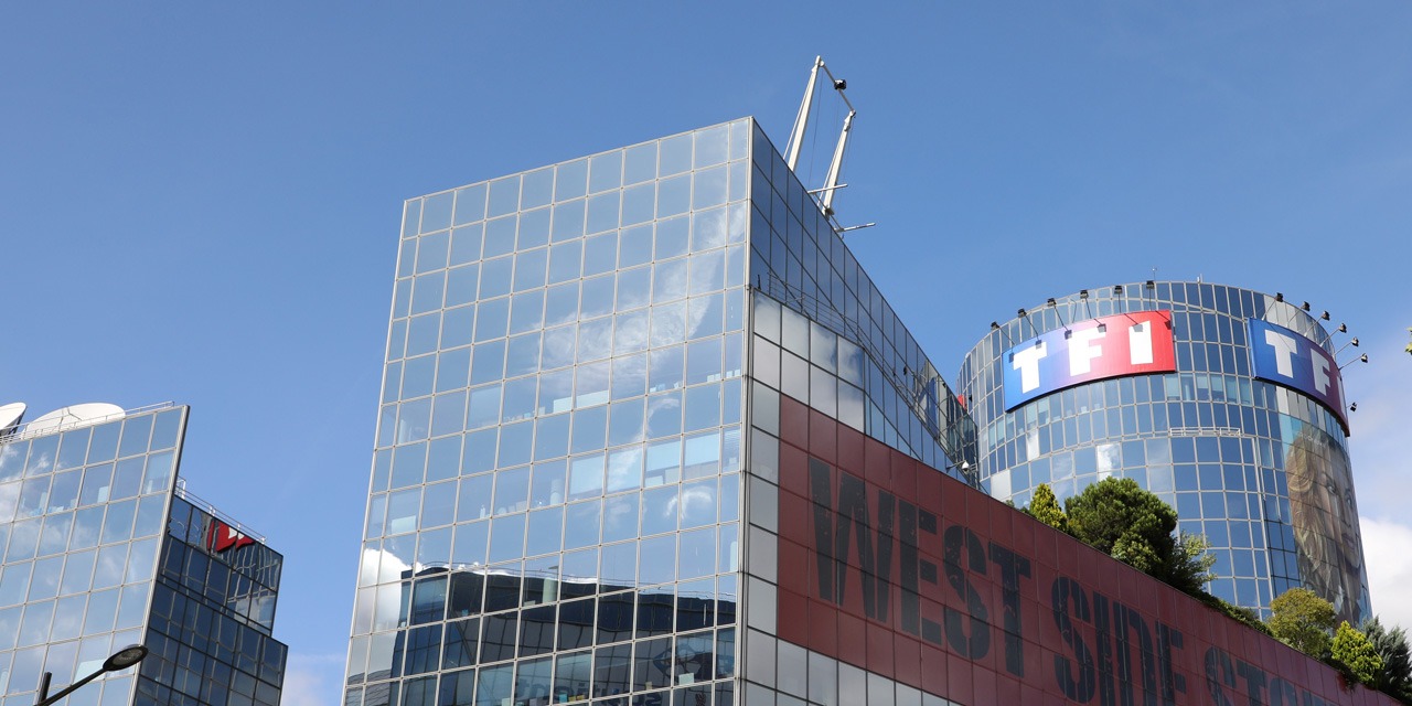 Audiences télé de dimanche soir : TF1 en tête avec "Sous le même toit"