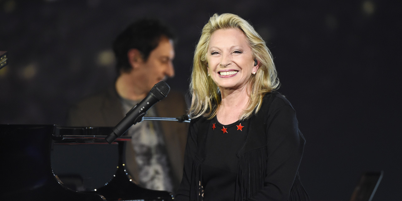 Véronique Sanson a épousé Stephen Stills "par politesse"