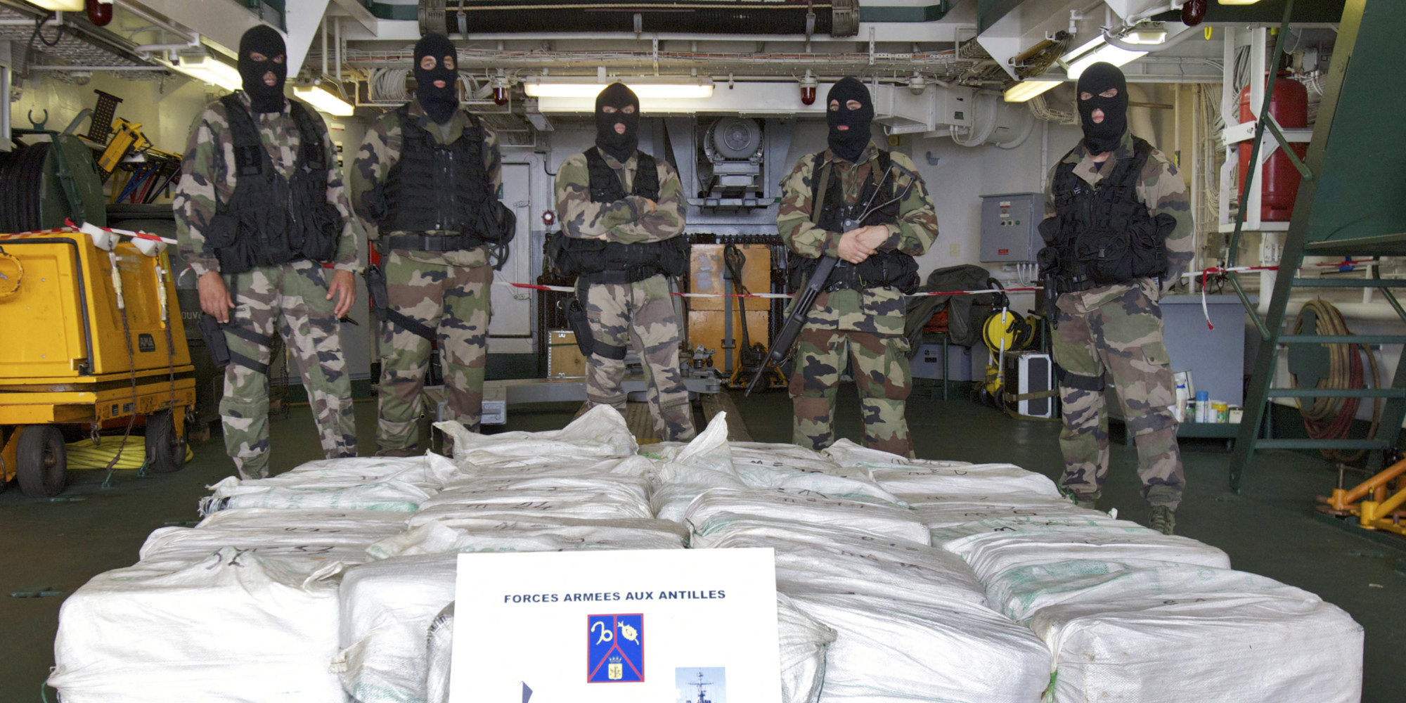 Cocaïne : «saisie record» de 3,5 tonnes par la marine française aux ...