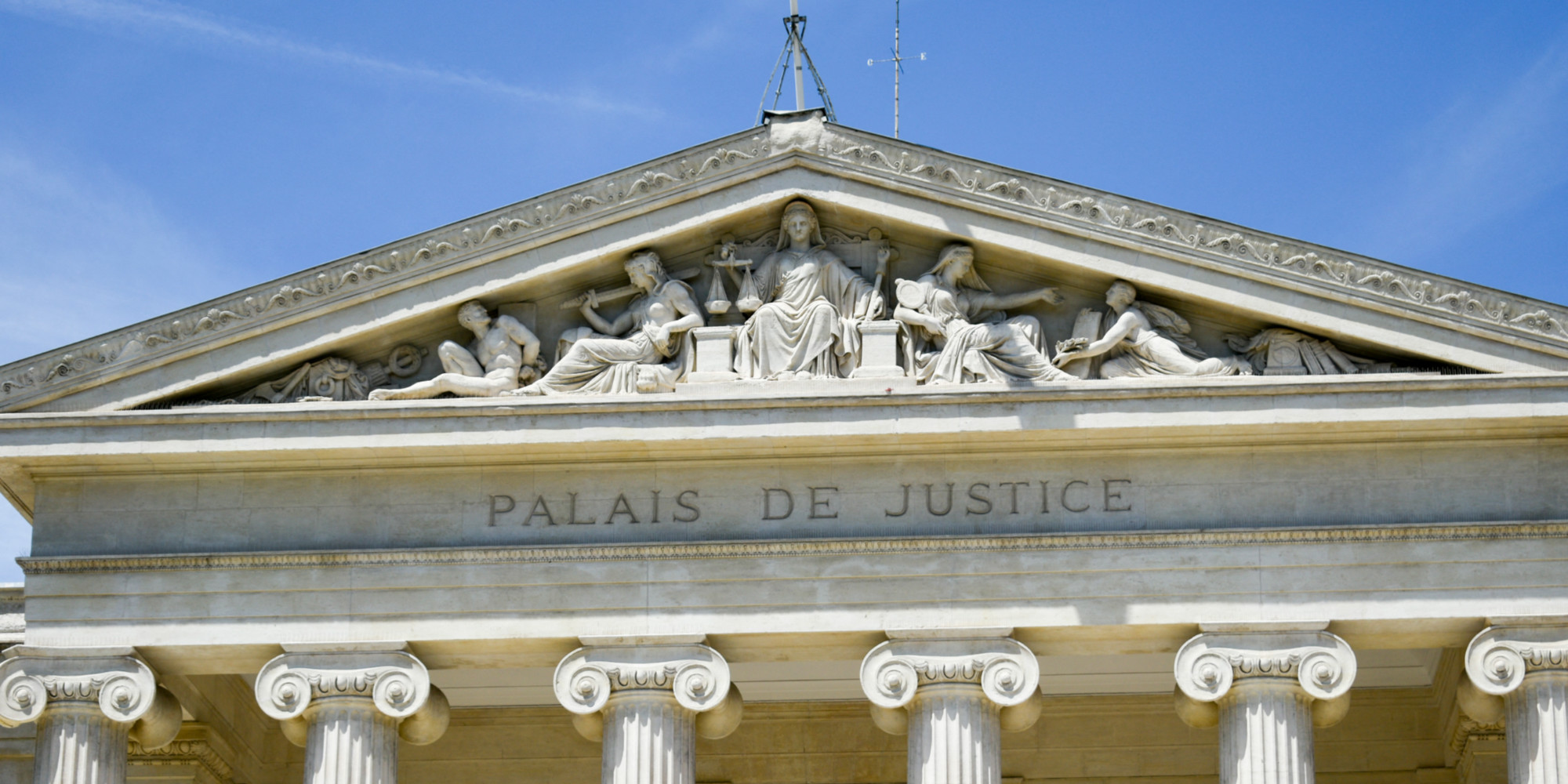 Femme tuée à Lille en octobre : le mineur mis en examen s'est suicidé