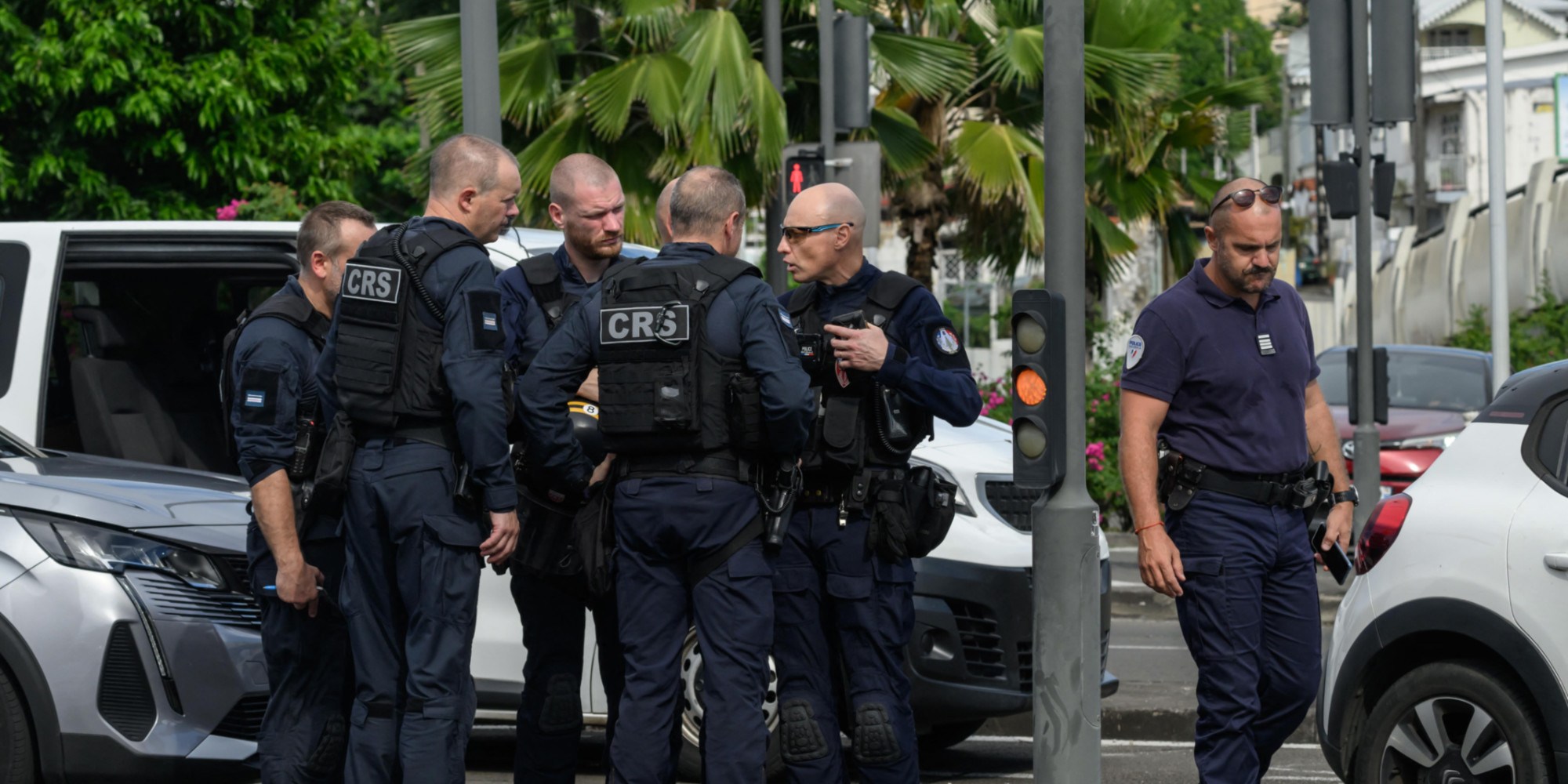 Martinique : couvre-feu et interdiction de manifester après les ...