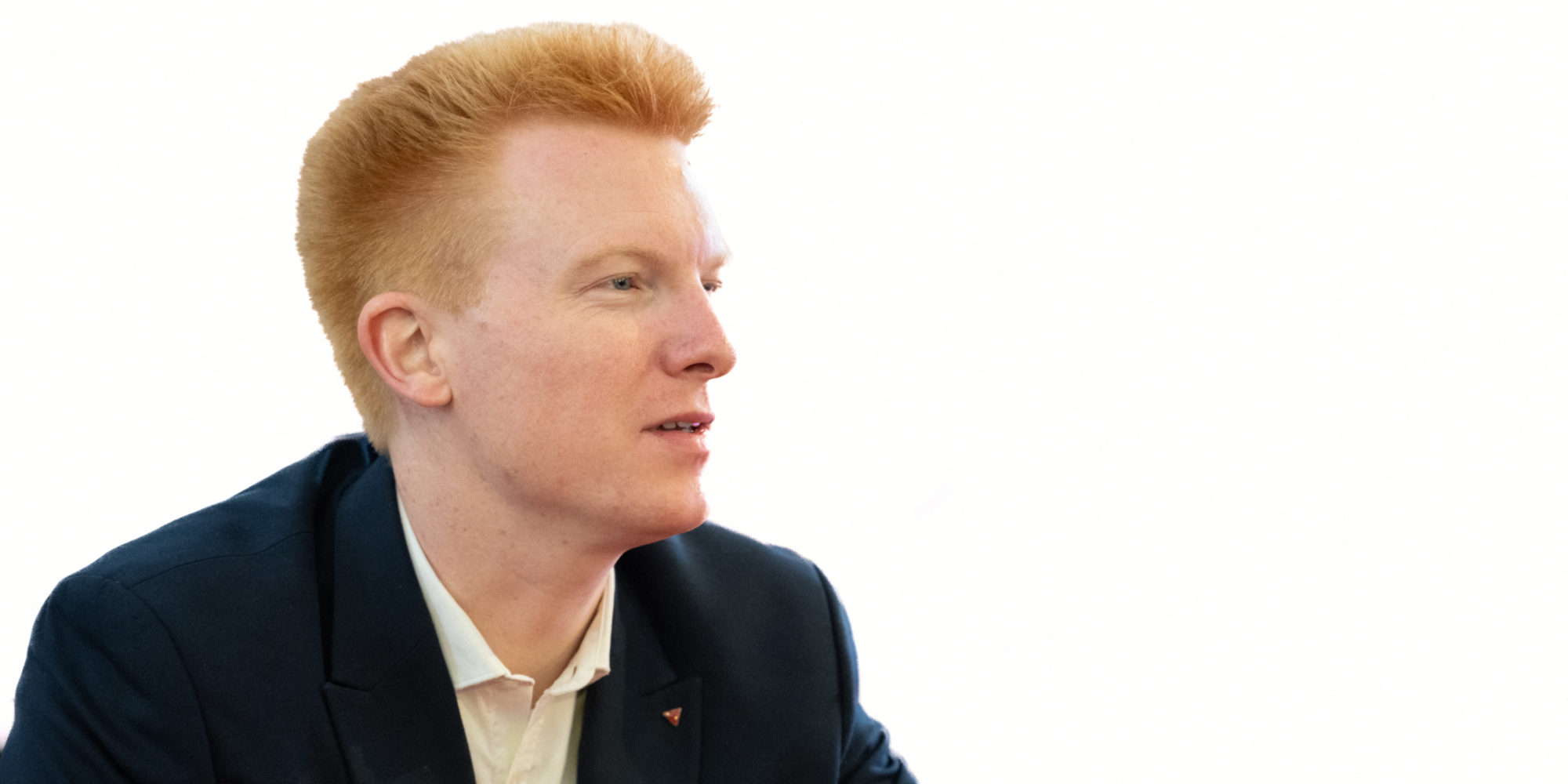 Adrien Quatennens radié pendant quatre mois du groupe des députés LFI