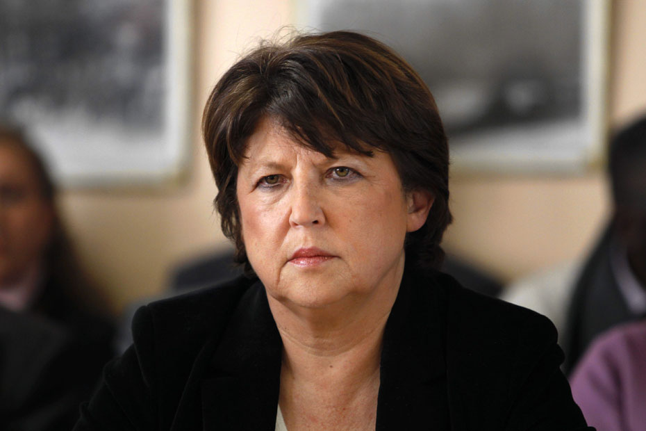 Aubry passe à l’offensive