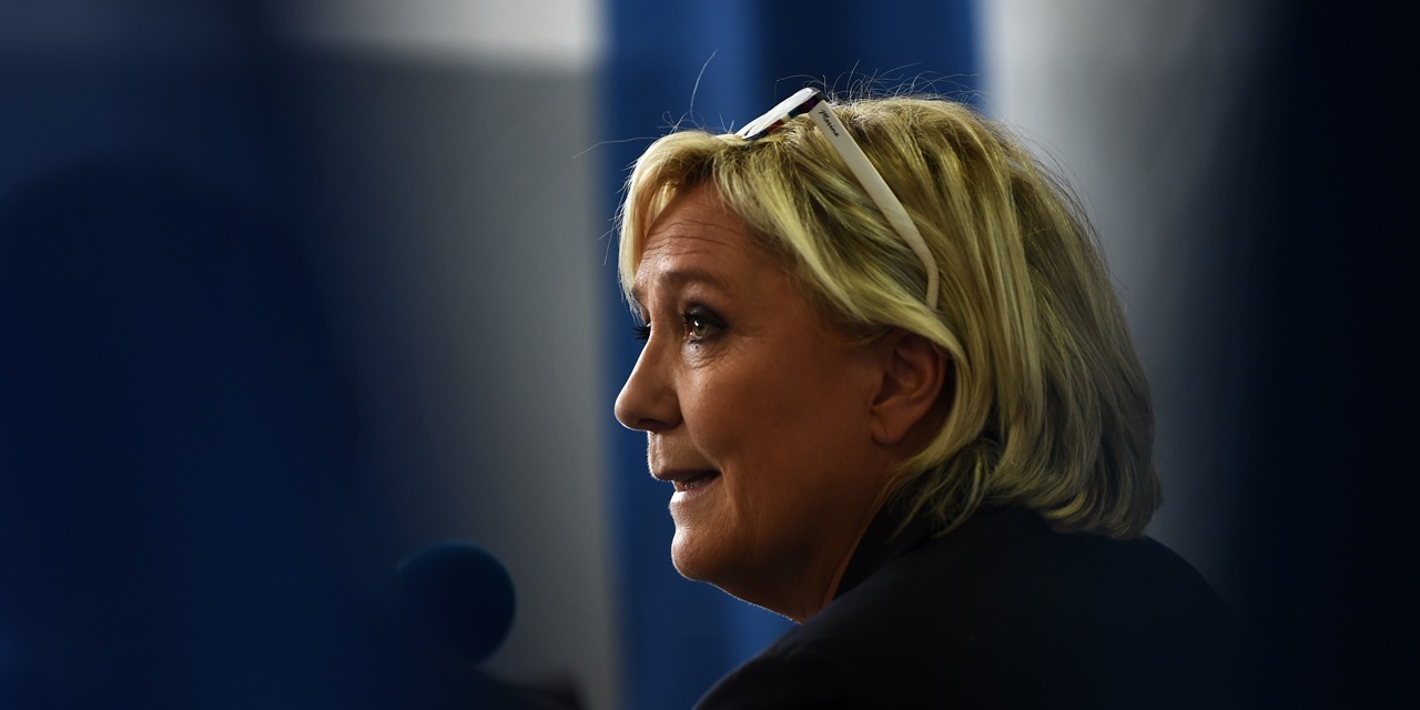 Chiffres De Lofpra Marine Le Pen Blâme La Loi Immigration Pas Encore Promulguée