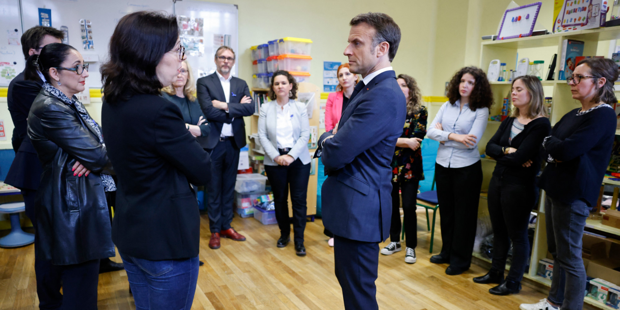 Emmanuel Macron annonce un changement dans la formation des enseignants à partir de «l'année ...