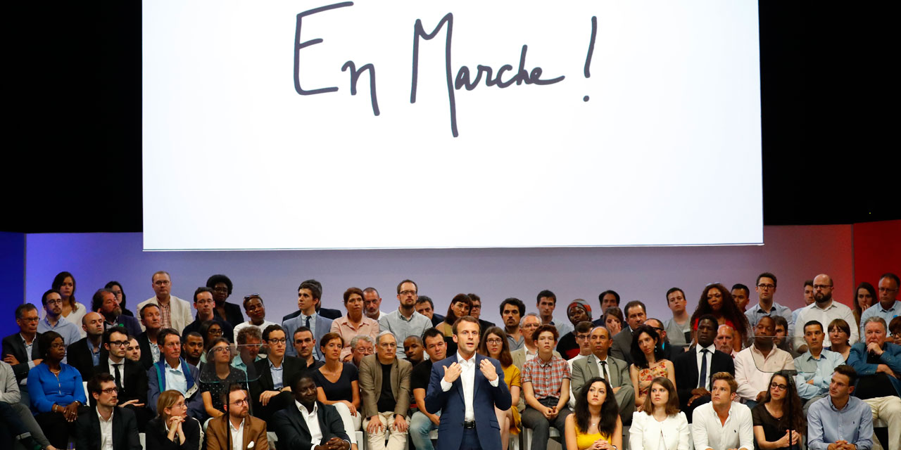 Et maintenant, Emmanuel Macron en marche vers 2017