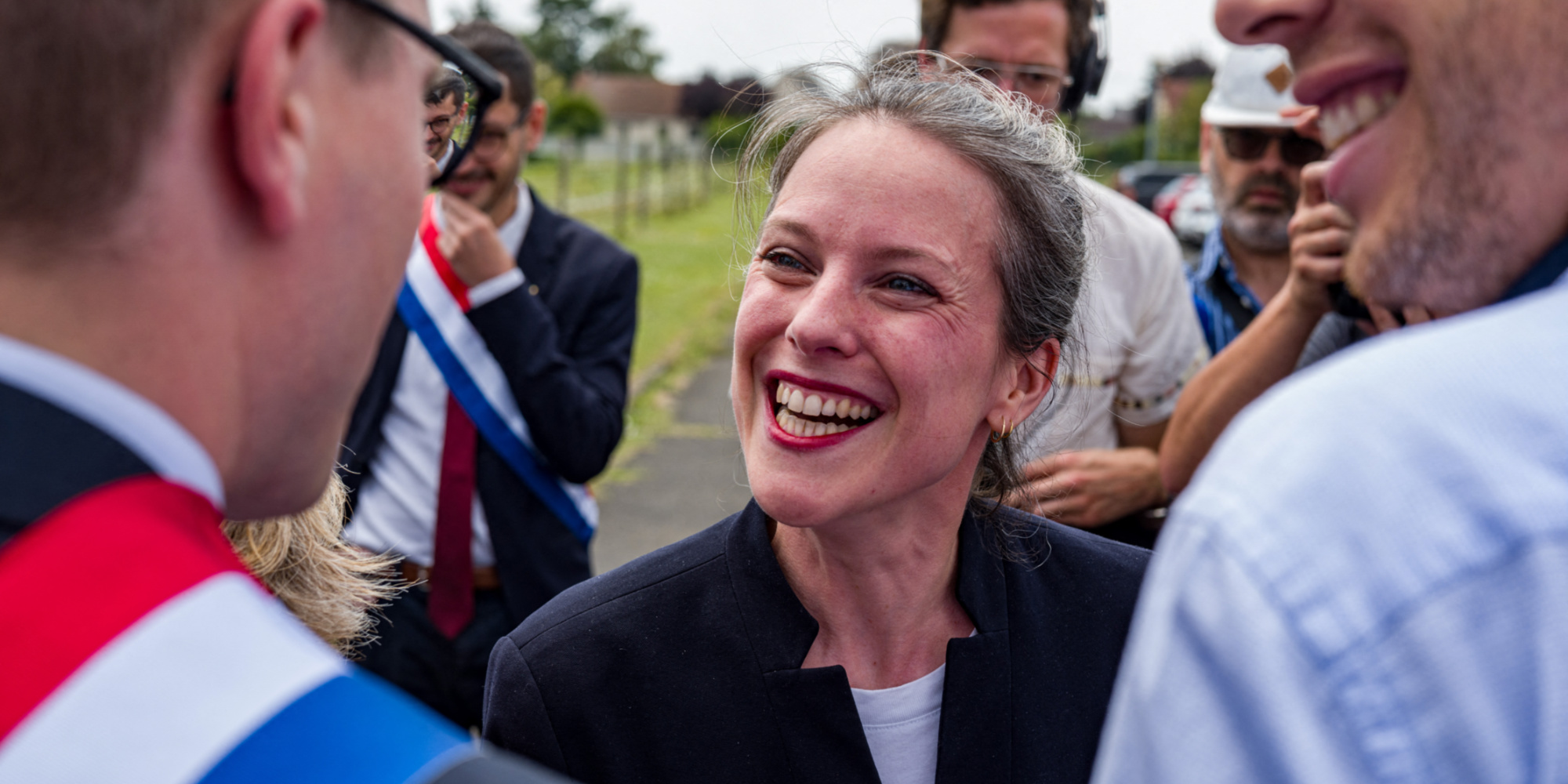 En congés plutôt qu'en disponibilité, Lucie Castets juge sa situation ...