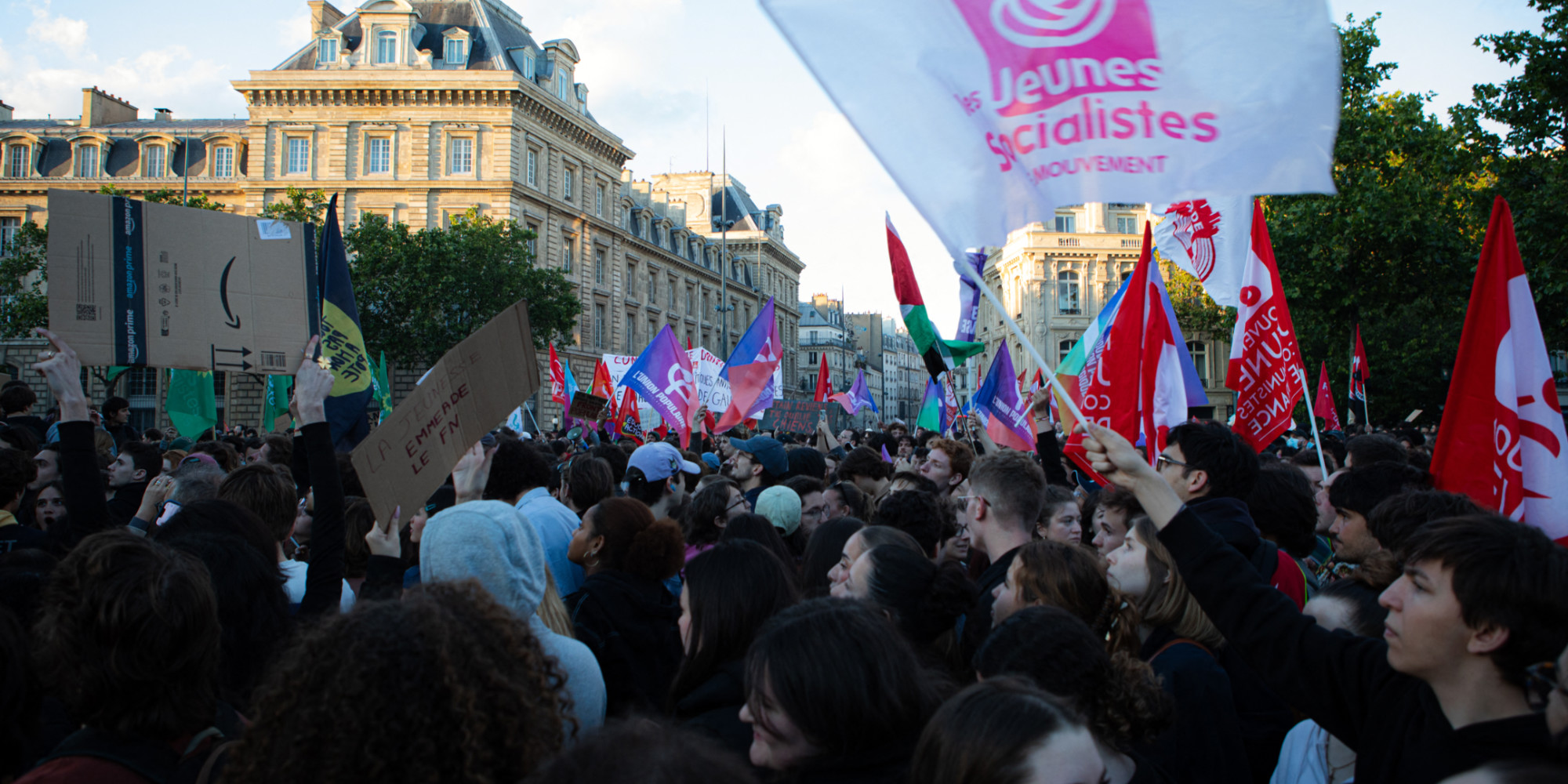 Législatives 2024 : ce qu'il faut retenir de cette journée de manifestation contre l'extrême droite