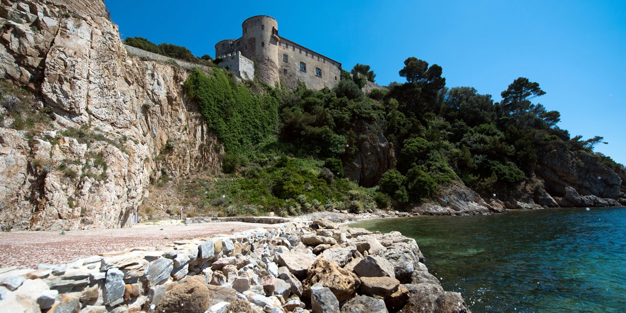 Les Macron au fort de Brégançon pour le week-end