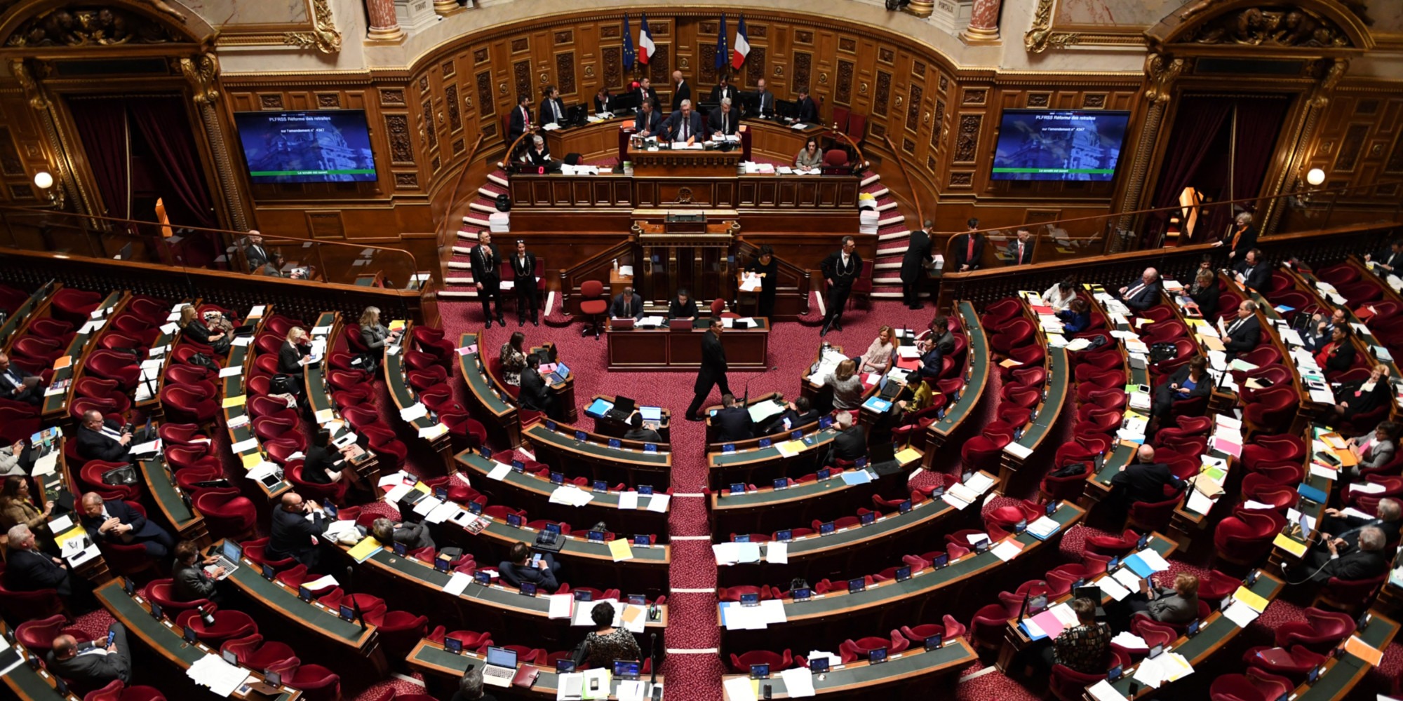 Loi immigration : le texte, durcit par le Sénat, pourrait avoir du mal ...