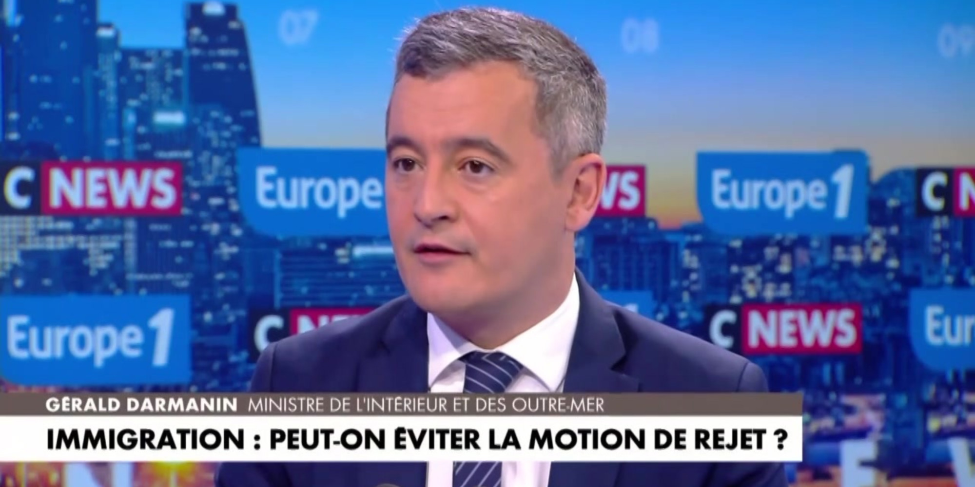 Loi immigration : si la motion de rejet est votée, «ce serait un déni ...