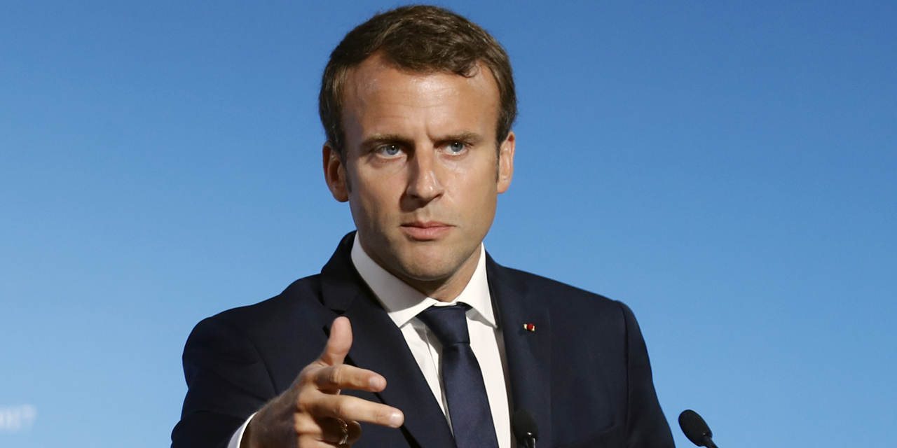 Macron en Grèce : Jupiter devient Zeus le temps d'un discours