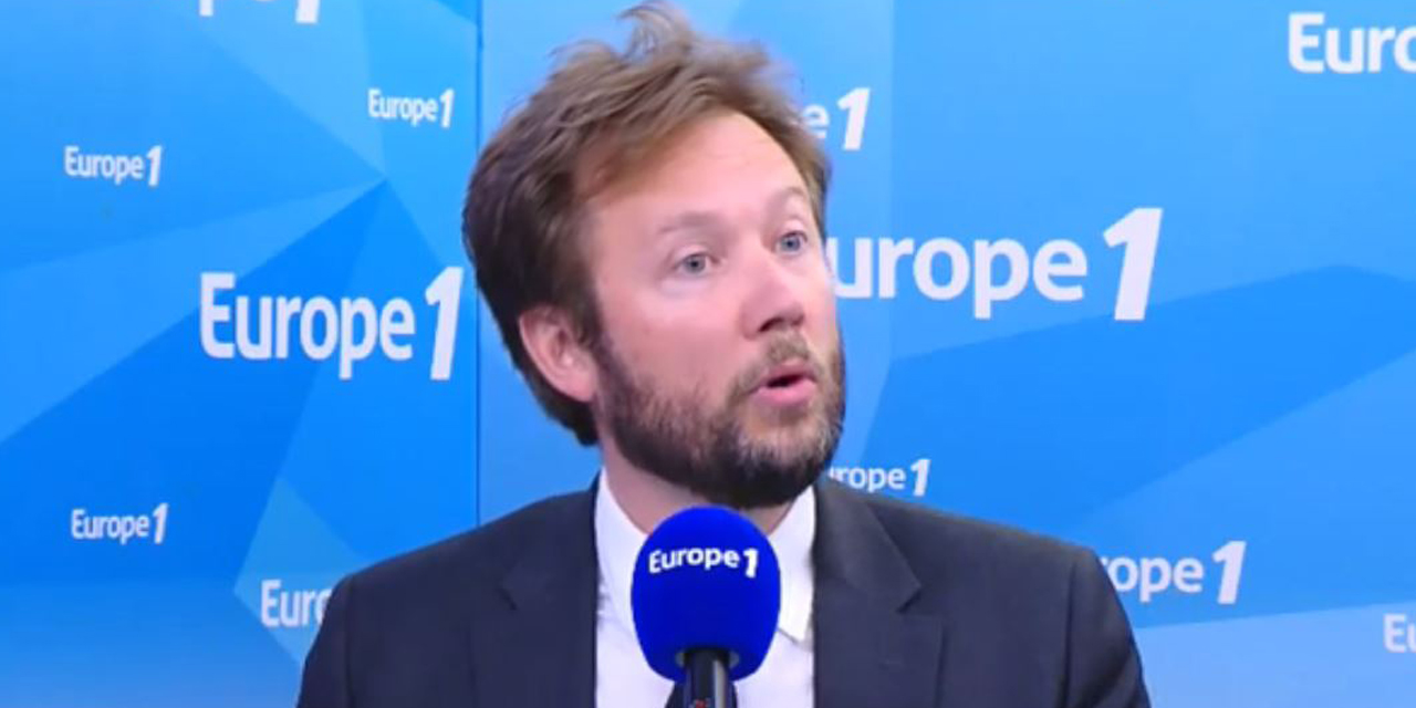 "On a besoin d'une démocratie vivante", estime Boris Vallaud