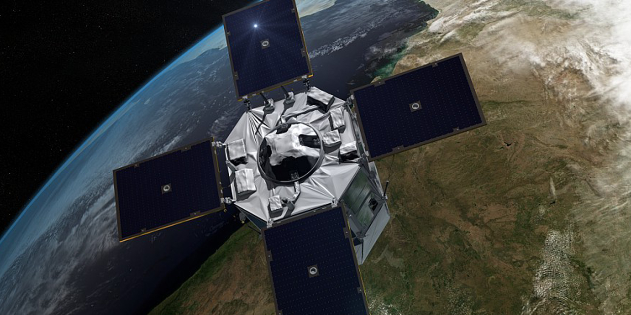 Paris va doter ses satellites de moyens de "défense active" : "C'est un ...