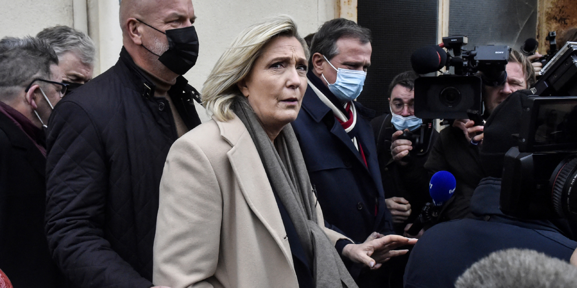 in Saint-Brieuc, Marine Le Pen supports nuclear power over wind power ...