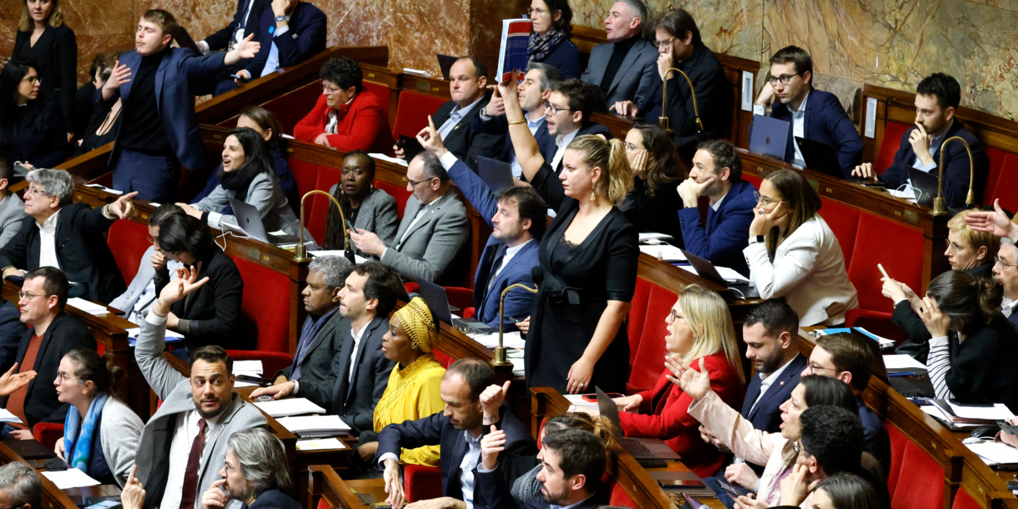 Réforme des retraites : une première journée de débats houleux à l ...
