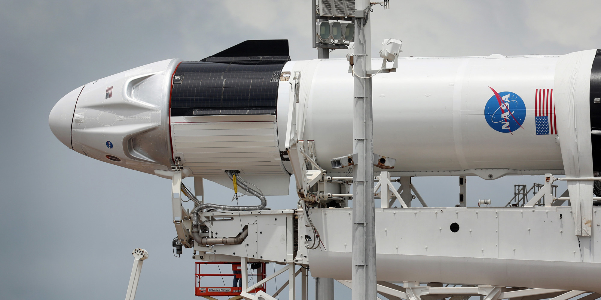 SpaceX : pourquoi l'envoi de deux astronautes dans l'espace est ...