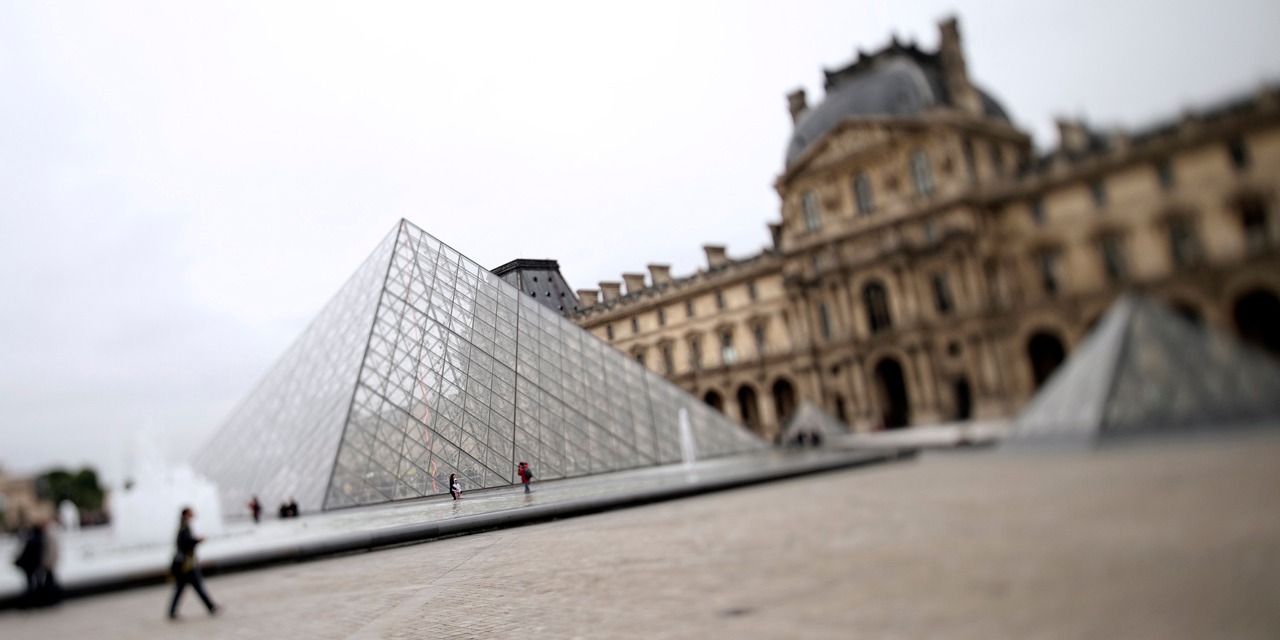 Attaque au Louvre : l'assaillant mis en examen