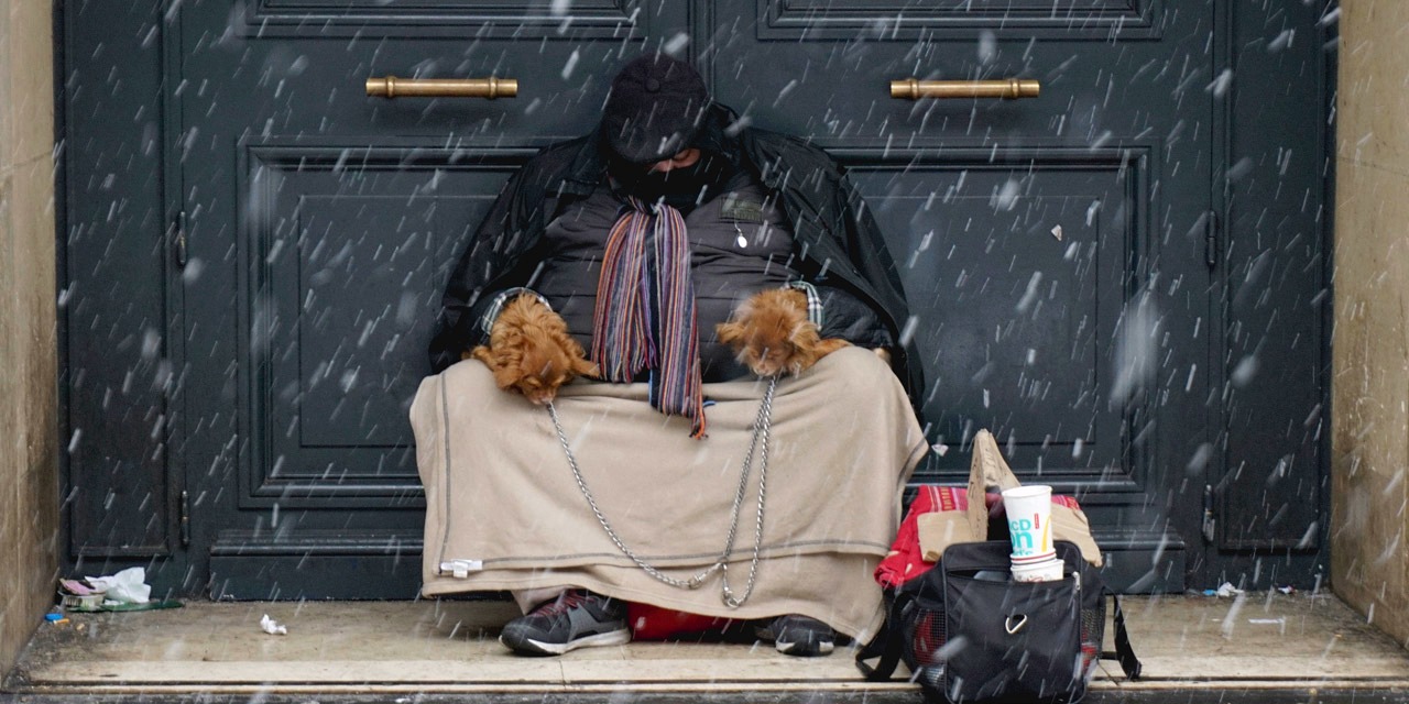 En Belgique, des bourgmestres arrêtent les SDF... pour les mettre au chaud