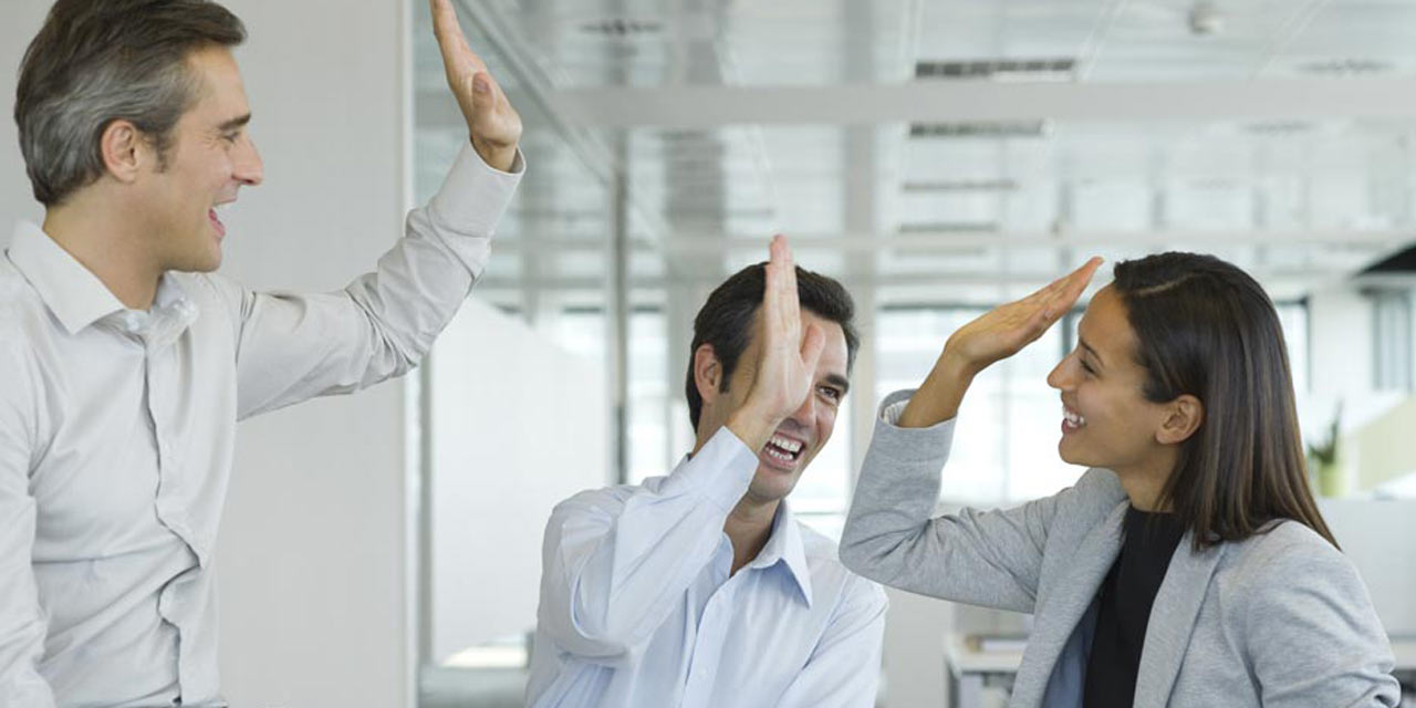 Je suis riche = je suis heureux