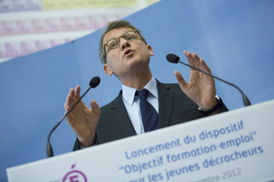 Le plan pour "raccrocher" 20.000 jeunes