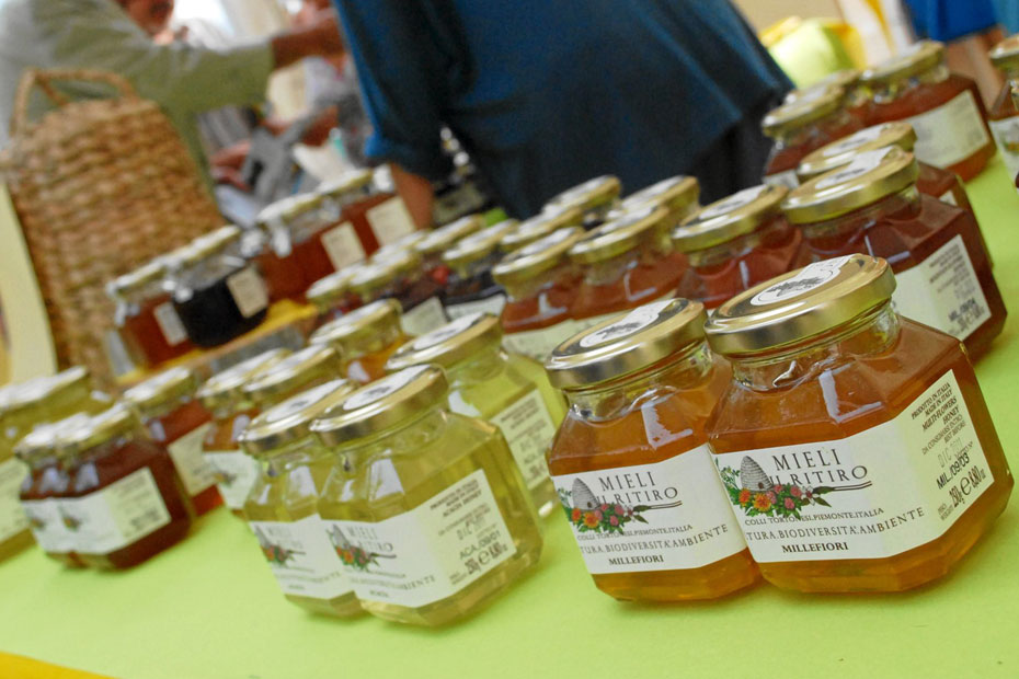 Les abeilles produisaient du miel bleu