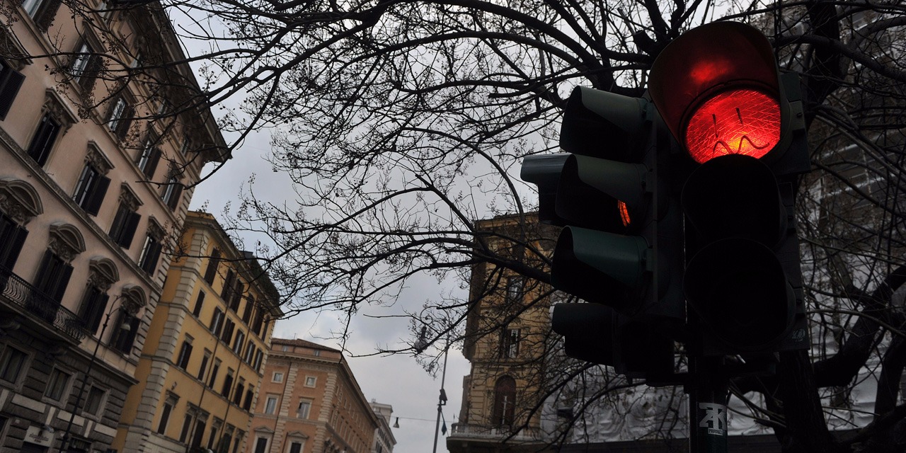 Les feux rouges vont disparaître dans le 14e arrondissement de Paris