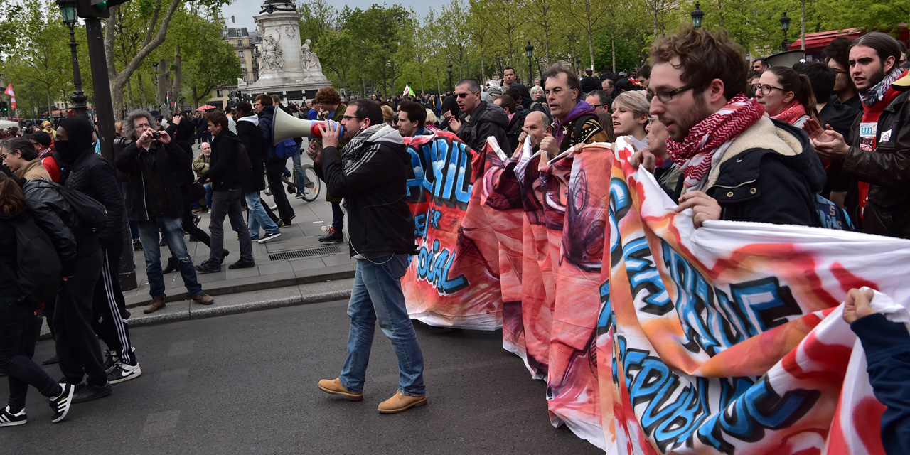 Manifestation à Paris pour un "premier tour social"