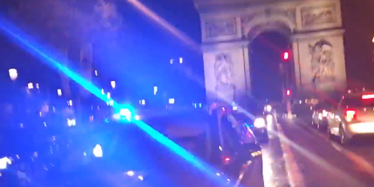 Manifestation de policiers à Paris : une enquête confiée à l'IGPN Manifestation de policiers à Paris : une enquête confiée à l'IGPN