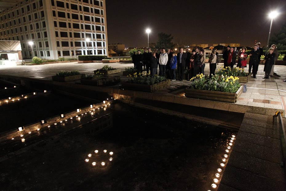 Nanterre : l'hommage, dix ans après