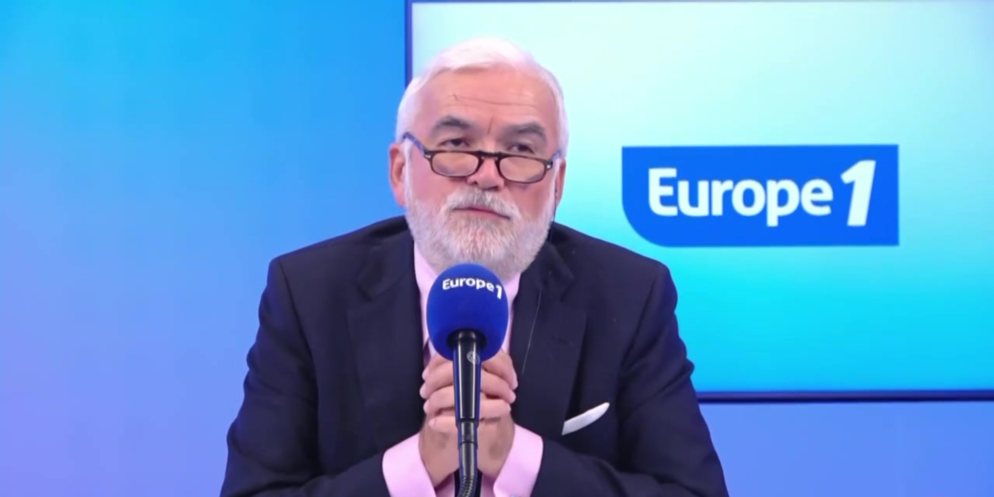 Pascal Praud et vous - Emmanuel Macron sur la Corse : «C'est du bla-bla ...