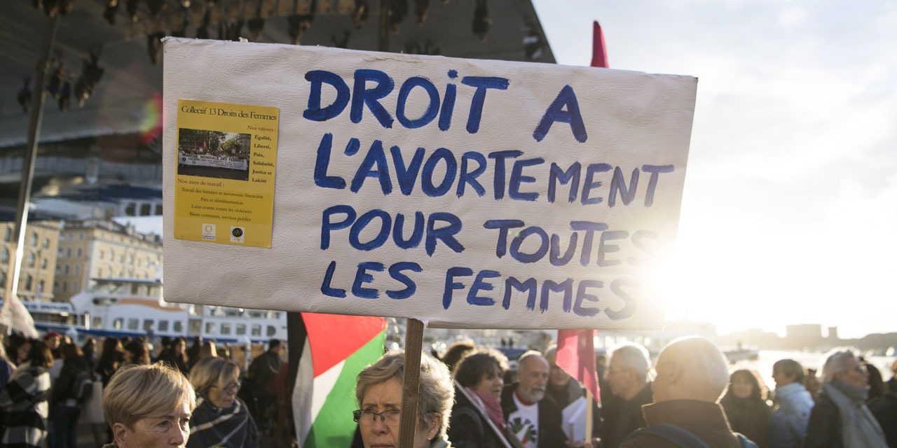 Rassemblements à Paris Et En Régions Pour La Journée Pour Le Droit à L