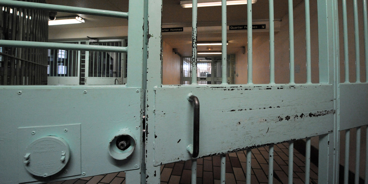 Strasbourg : rassemblement de surveillants de prison contre les ...