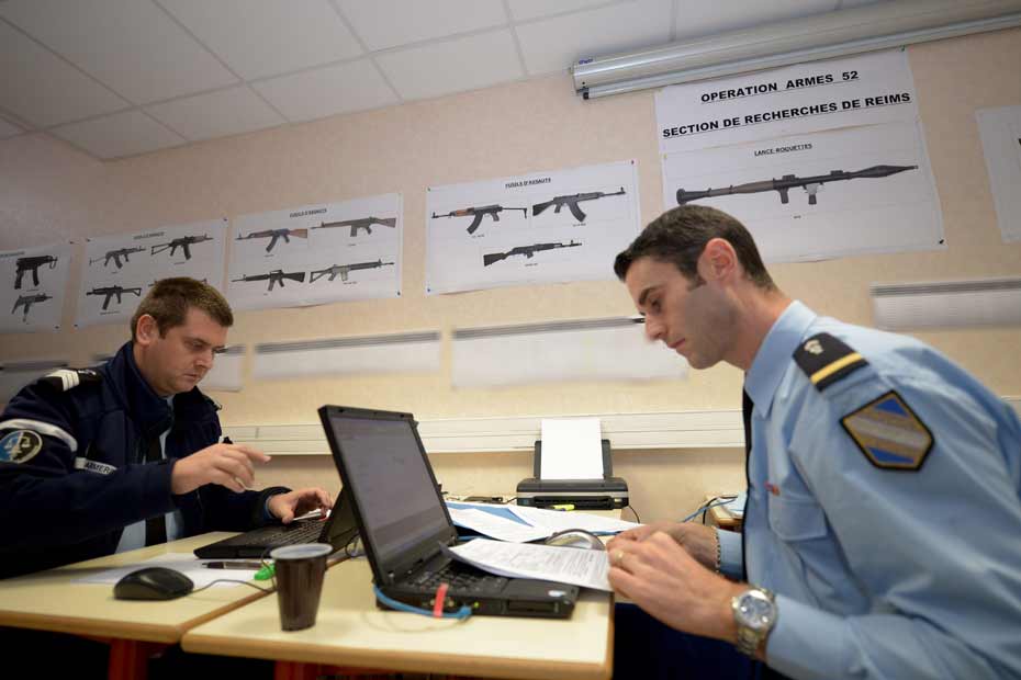 Trafic d'armes : 45 personnes interpellées