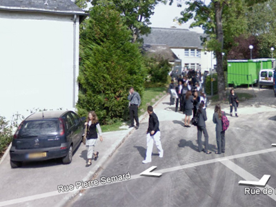 Un adolescent blessé par balles devant son lycée