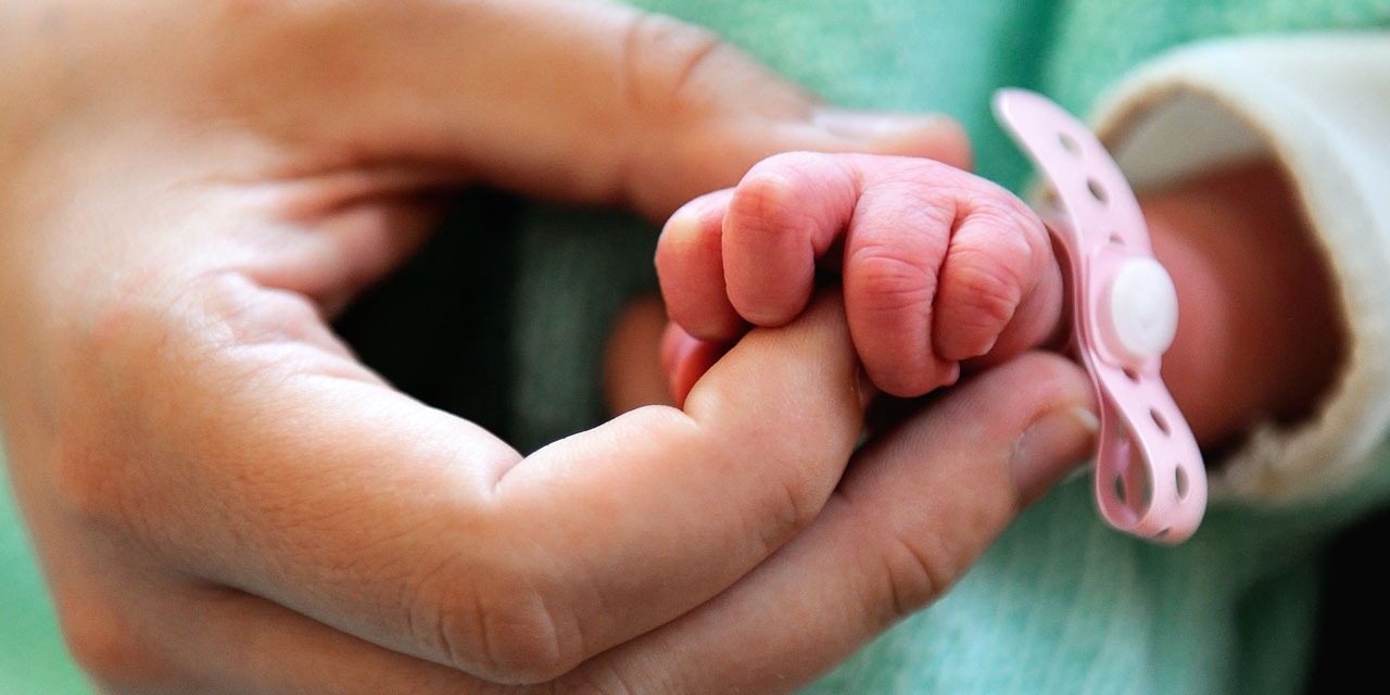 Un bébé sur 100 en sous-poids à cause de l'air pollué