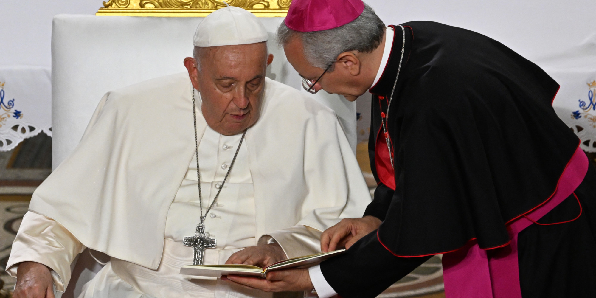 Visite du pape : dans les coulisses du Vélodrome, transformé en 48 heures en une cathédrale