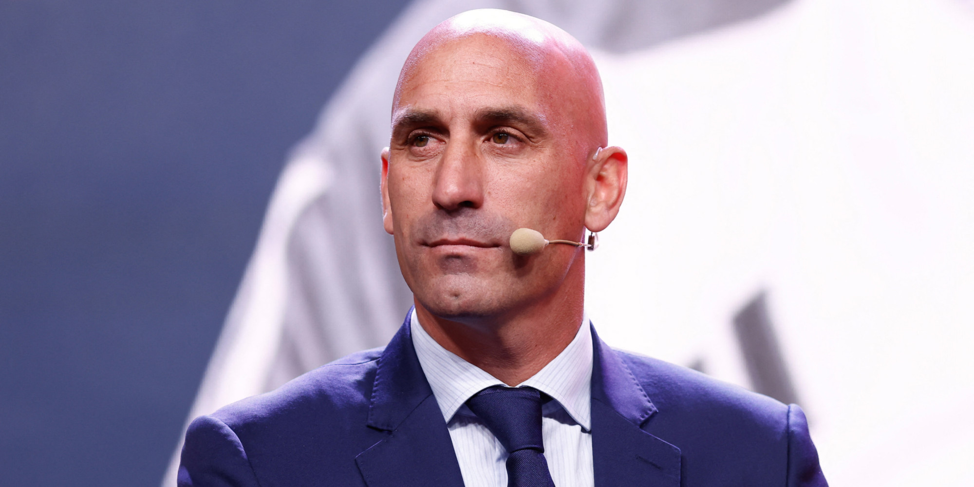 Affaire du baiser forcé : le patron du foot espagnol refuse de ... Affaire du baiser forcé : le patron du foot espagnol refuse de ...