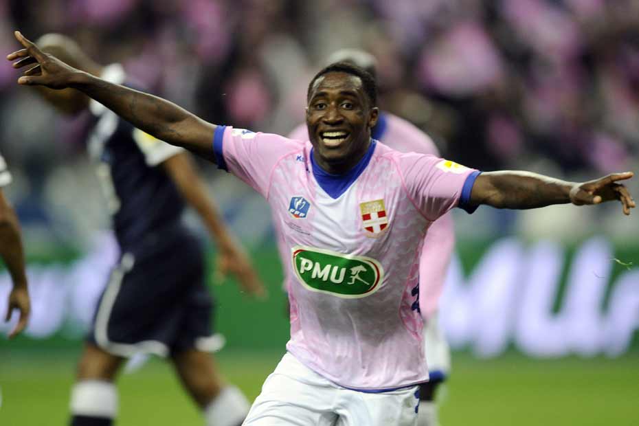 Brice Dja Djédjé file à Marseille