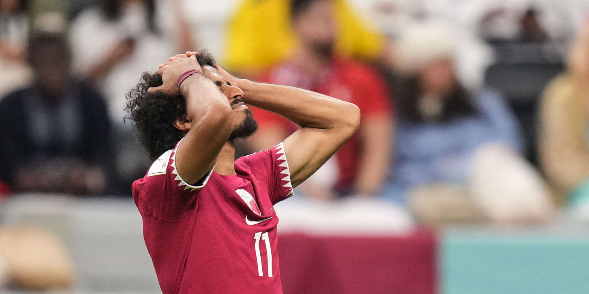 Coupe du monde 2022 : le Qatar encaisse les buts et les supporters ...