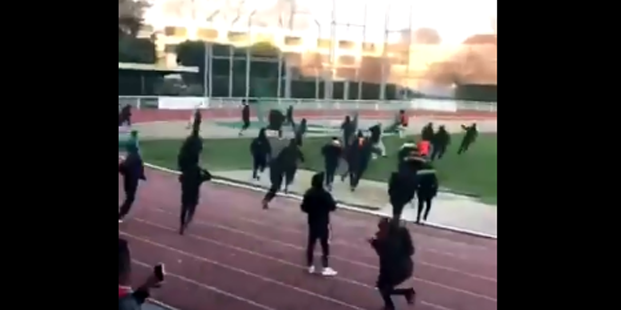 Coupe Gambardella : des supporters de Saint-Denis s'en prennent aux ... Coupe Gambardella : des supporters de Saint-Denis s'en prennent aux ...