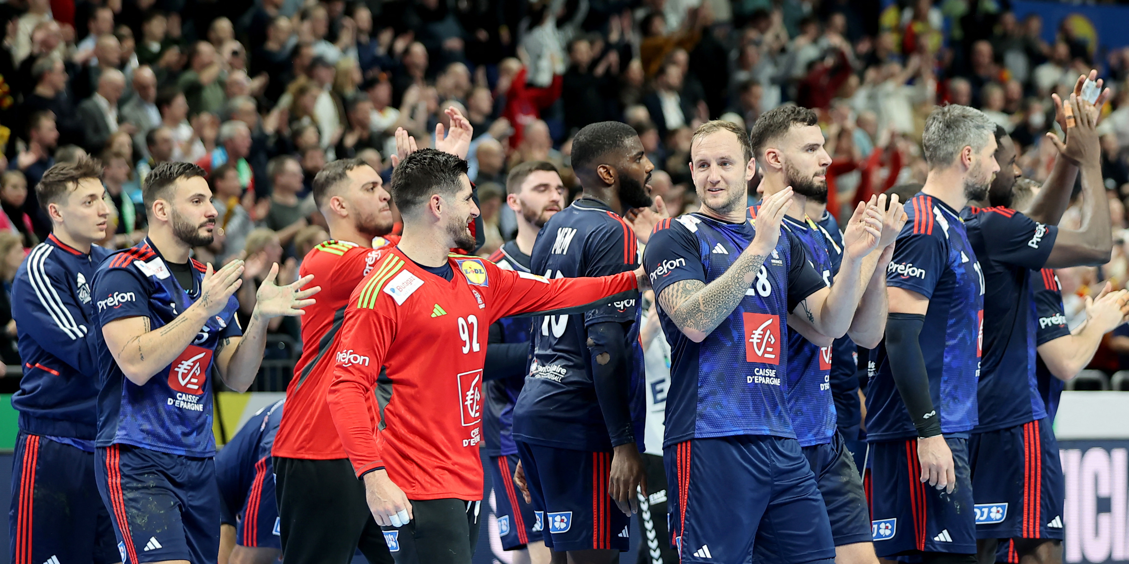 Euro de hand : les Bleus se rassurent en dominant l'Allemagne 33-30