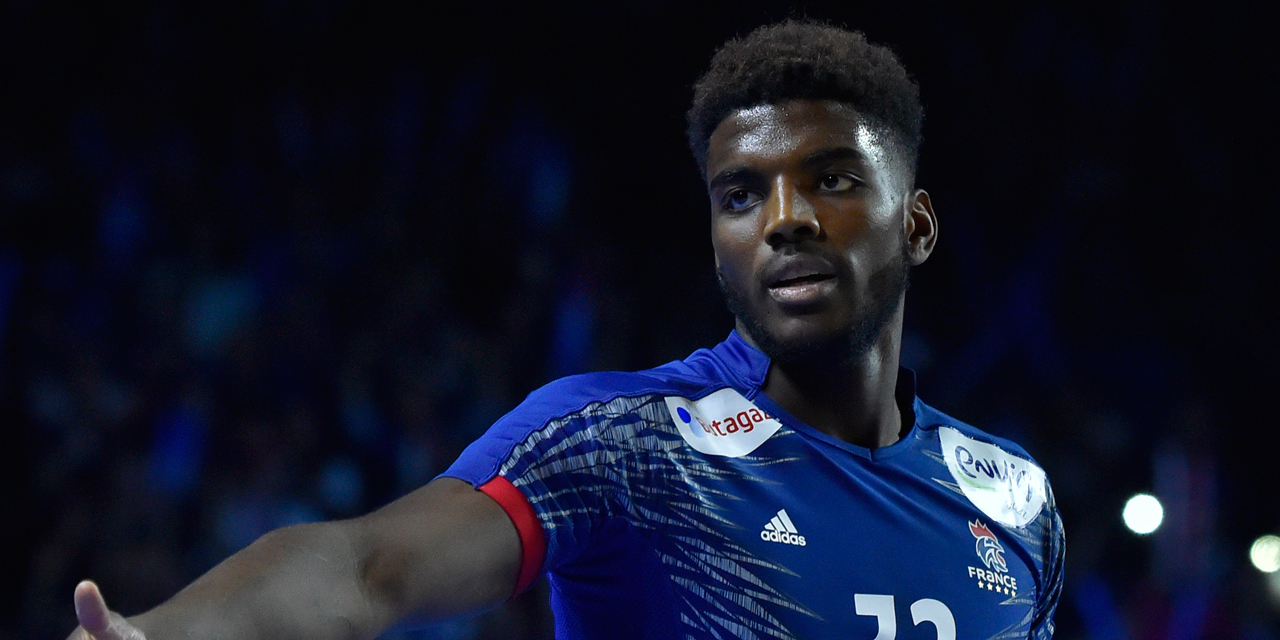 Handball : la trajectoire éclair de Dika Mem