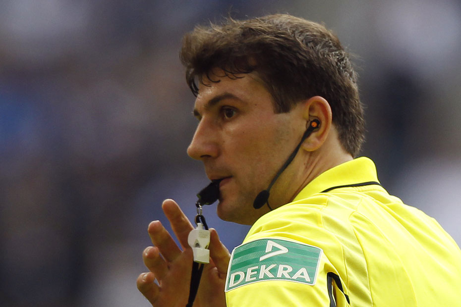 Il voulait lui couper le sifflet