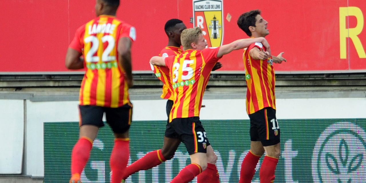 Ligue 2 : Lens sauve (encore) sa tête