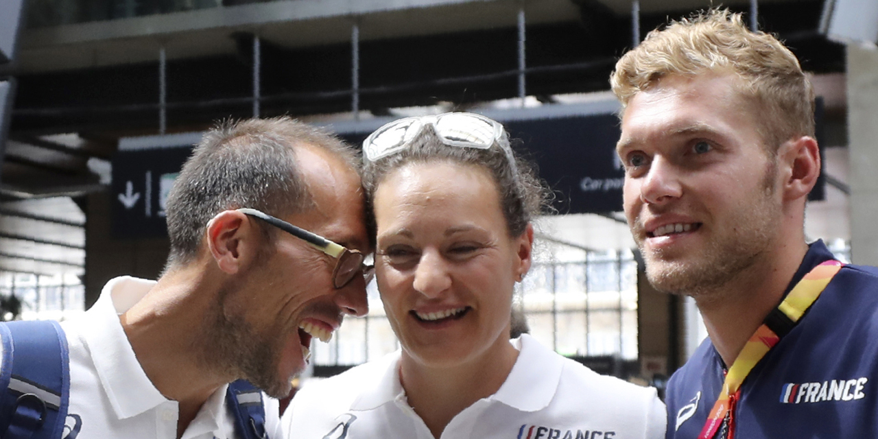 Mondiaux d'athlétisme : les médaillés français fêtés par leurs fans à Paris