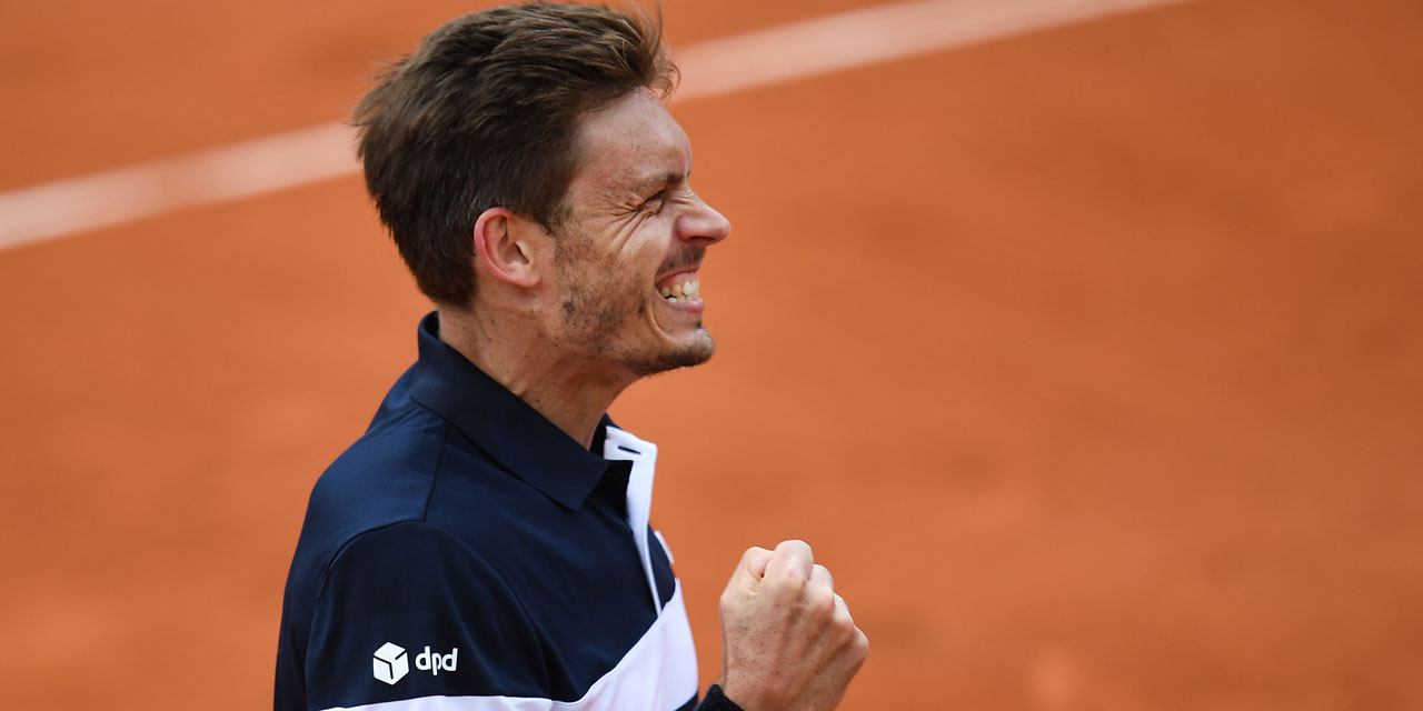 Roland-Garros : Nicolas Mahut renverse l'Italien Cecchinato et se ...
