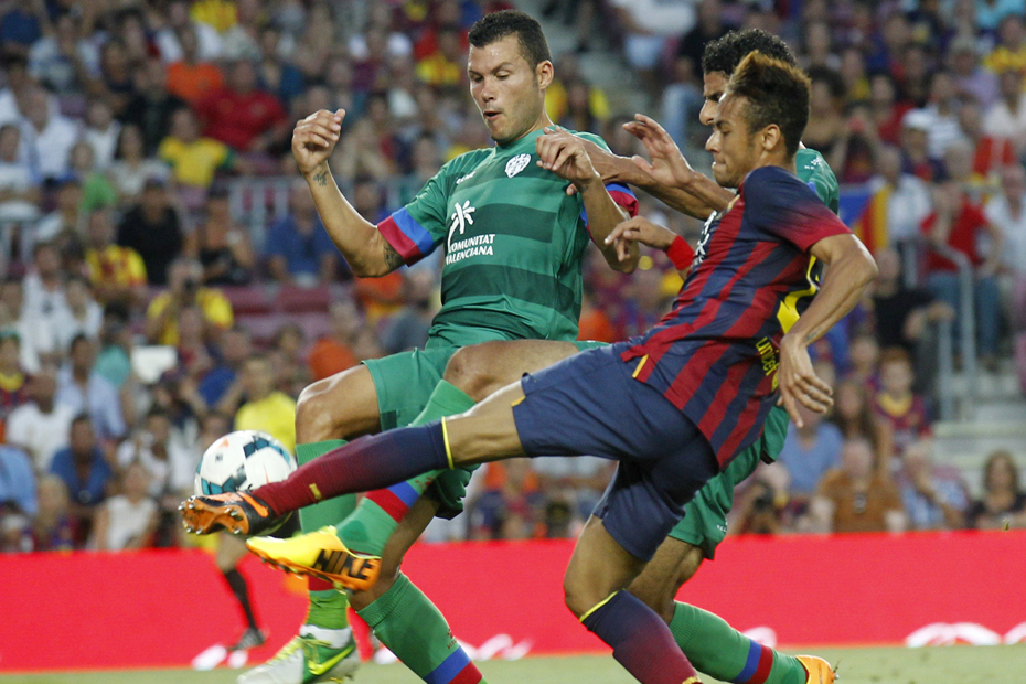 VIDÉO - Neymar offre le match nul au Barça